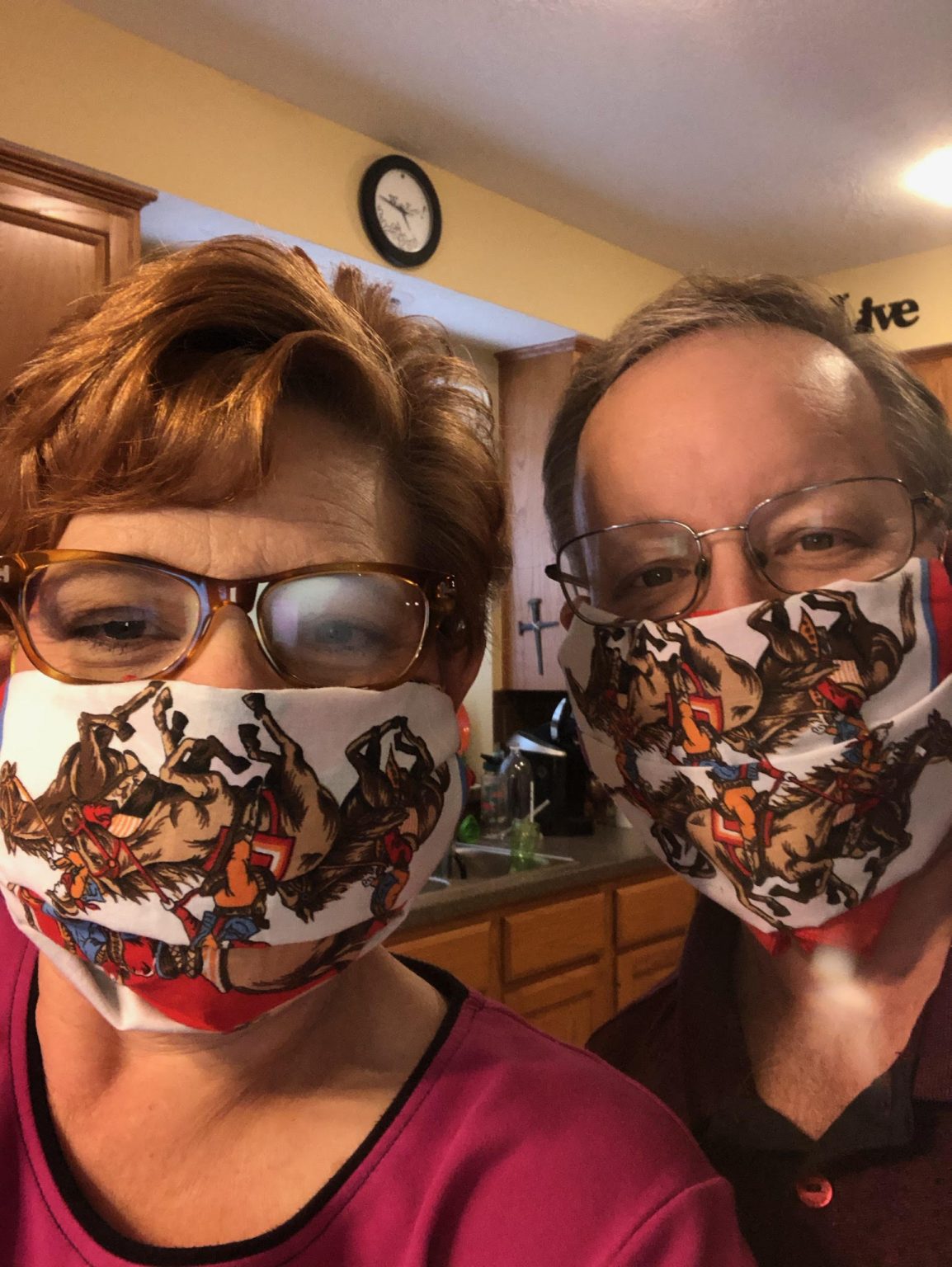 *Expired* ️How to make a No-Sew Face Mask with Hair Ties - Freebies 4 Mom